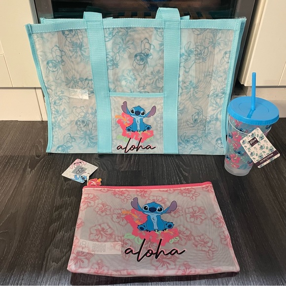 Disney | Bags | Nwt Lilo And Stitch Tote Bag Makeup Bag And Water ...